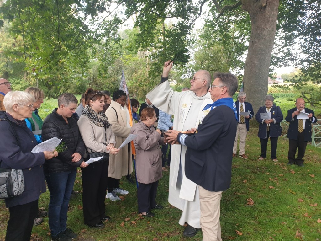 Mettez vos chaussures de marche pour Marie...