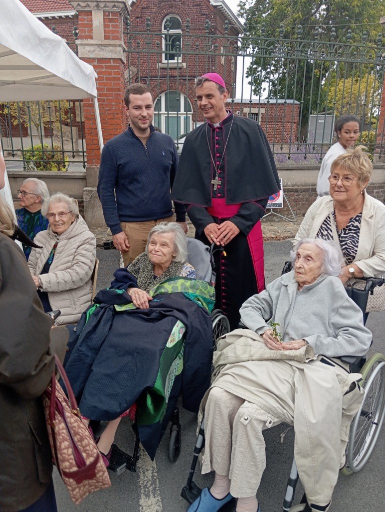 Halte du tour du Saint Cordon au quartier Saint Roch